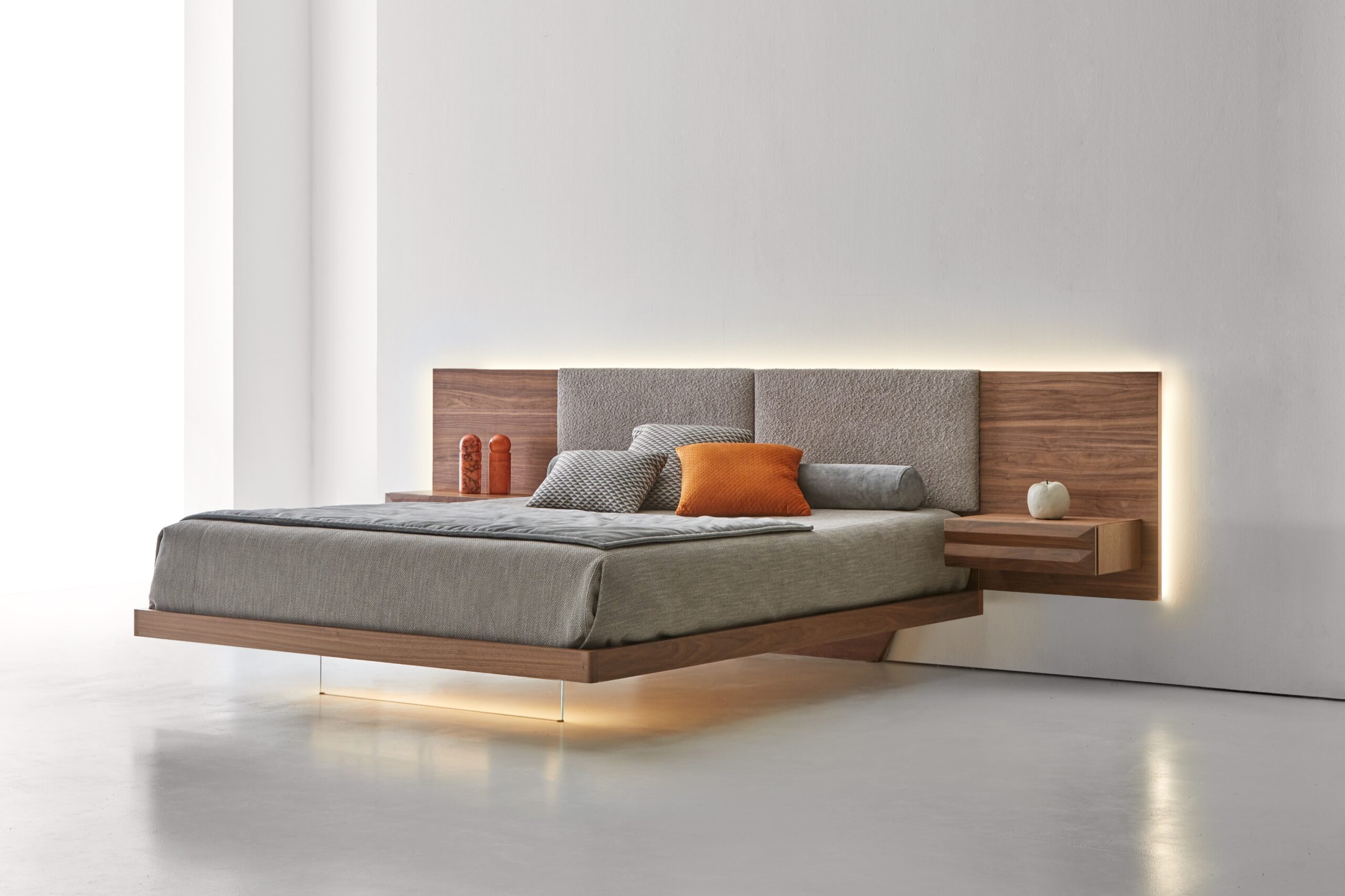 York Floating Bed - Modesign